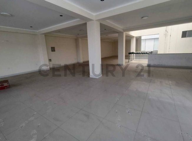 Local Comercial en alquiler en Tacna | PROPERATI