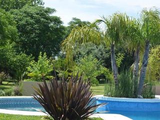 Casas en Alquiler en City Bell, La Plata, de 2 dormitorios | PROPERATI