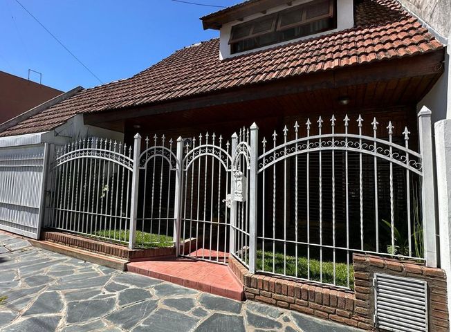 Casa en venta en Villa Tesei | PROPERATI