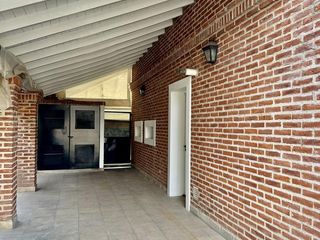 Casas en Venta en Barrio Cerrado La Colina, Tigre, con garage | PROPERATI
