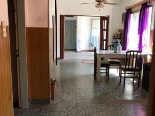 Casas en Venta en González Catán, La Matanza, de 5 dormitorios | PROPERATI