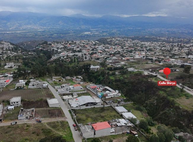 Terreno en venta en Calderón | PROPERATI