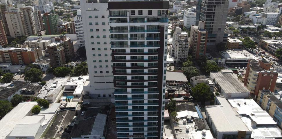 Proyecto de Vivienda EDIFICIO HIGH TOWER CLUB HOUSE | PROPERATI